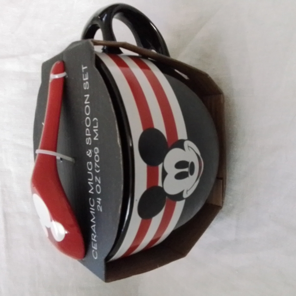 Disney | Dining | Nib Disney Mickey Mouse Ceramic Mug Spoon Set 24oz ...